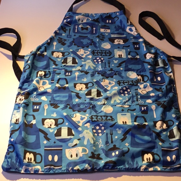 Disney | Kitchen | Disney Parks Mickey Mouse Adult Blue Kitchen Apron ...